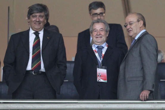 Gilberto Madaíl sai da toca. | NGB