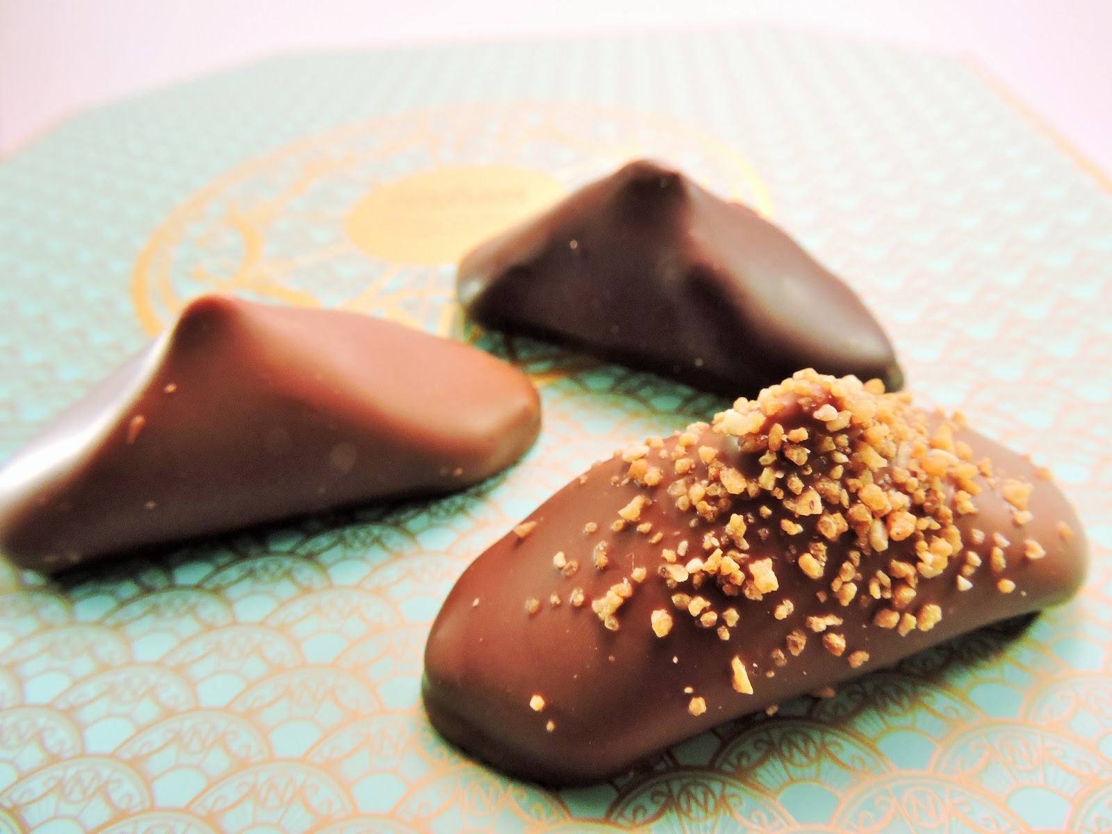 Etat de choc: Neuhaus: dégustation du somptueux coffret "The Neuhaus ...