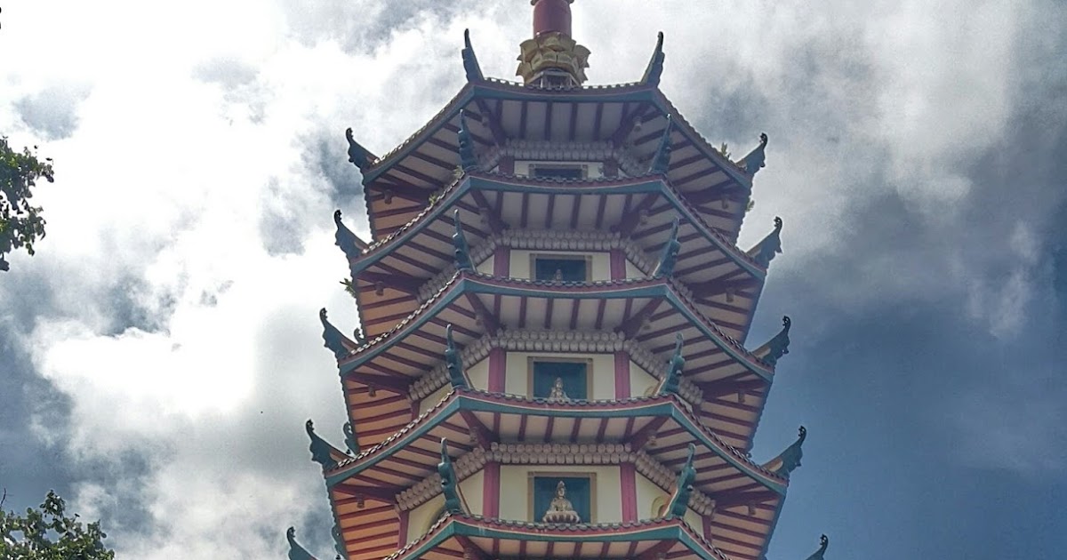 Wihara Tertinggi di Indonesia, Pesona Budaya Wihara Buddhagaya Watugong ...