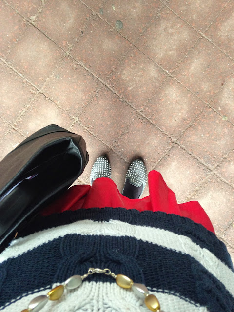 EVERY OUT FIT NEEDS TO BREAK THE RULE AND HAVE FUN: The Red Mini