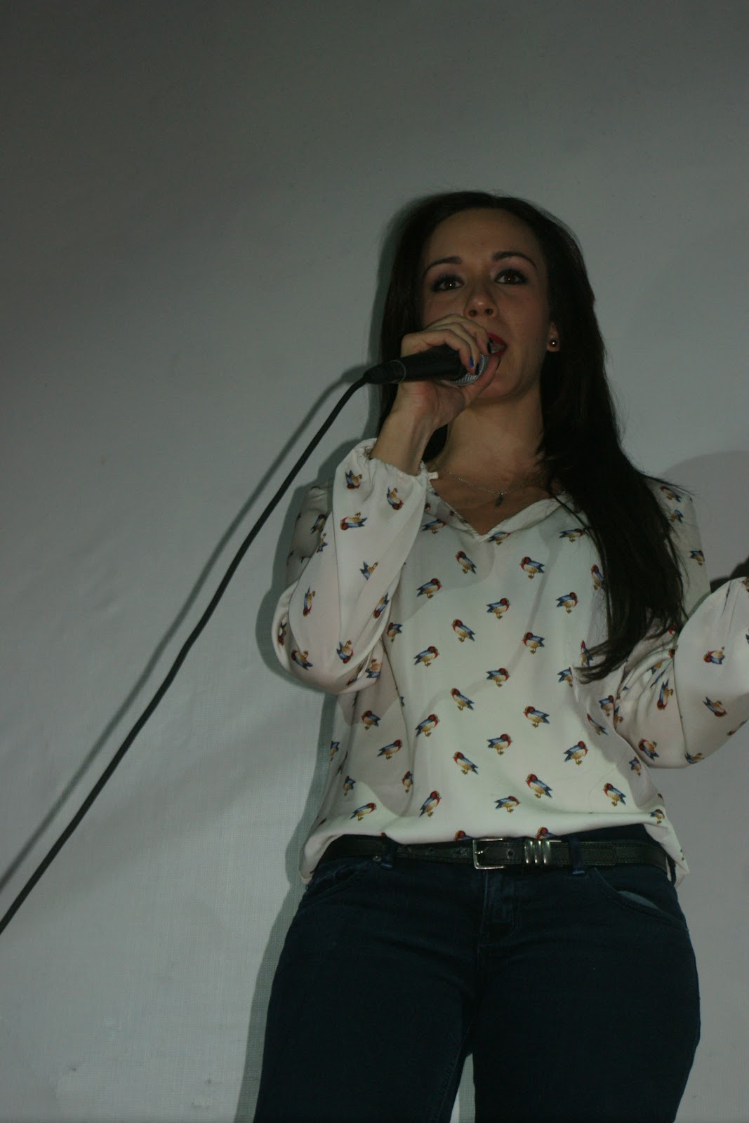 internautaSOY: ANDREA CASTILLO RECIBE RECONOCIMIENTO