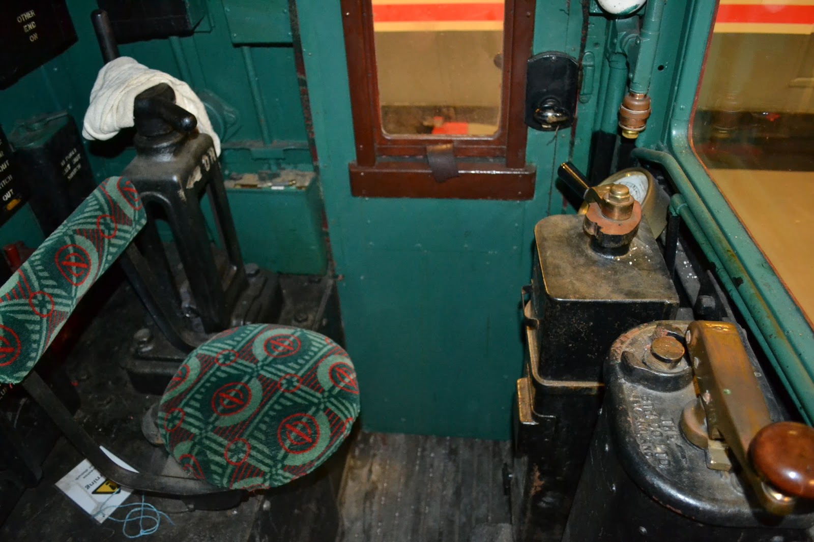 British Diesels and Electrics: London Underground Standard Stock / 1923 ...