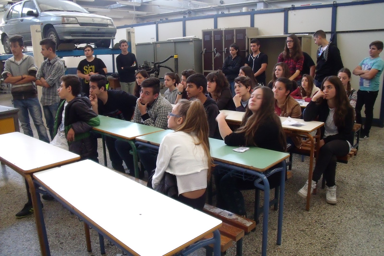 ΚΑΣΤΑΝΙΑ ΠΙΕΡΙΑΣ news: ΓΥΜΝΑΣΙΟ ΚΟΡΙΝΟΥ : ΕΠΙΣΚΕΨΗ ΣΤΑ ΕΠΑΛ ΚΑΤΕΡΙΝΗΣ
