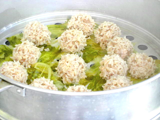 The Food: Steamed Pearl Balls - Chinese Dim Sum