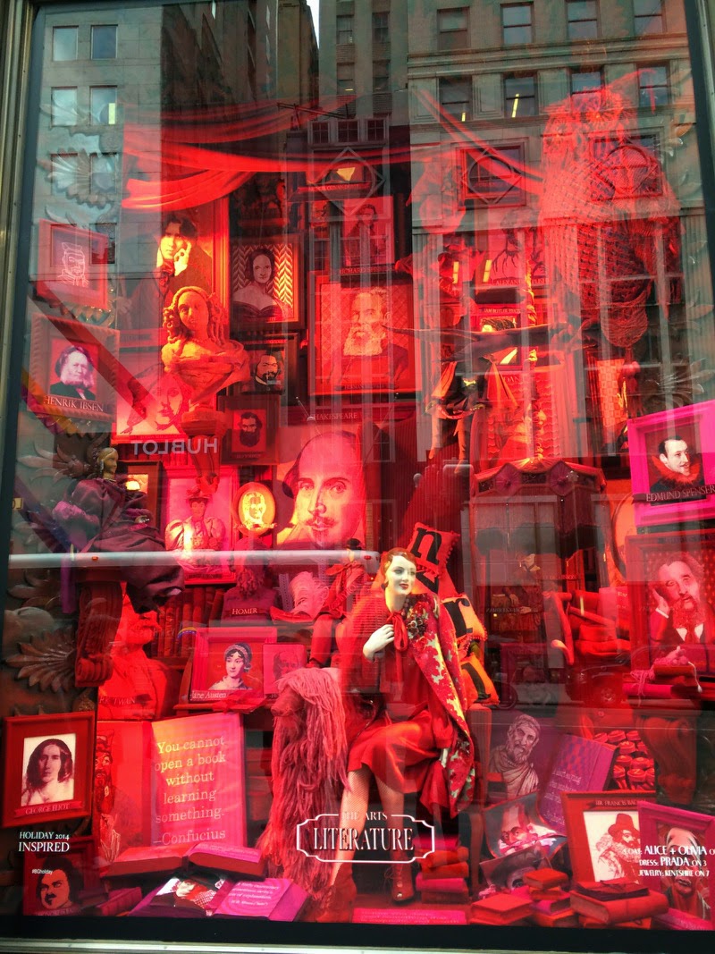 Nisstiiv pens: Window display at Bergdorf's departmental store in New ...