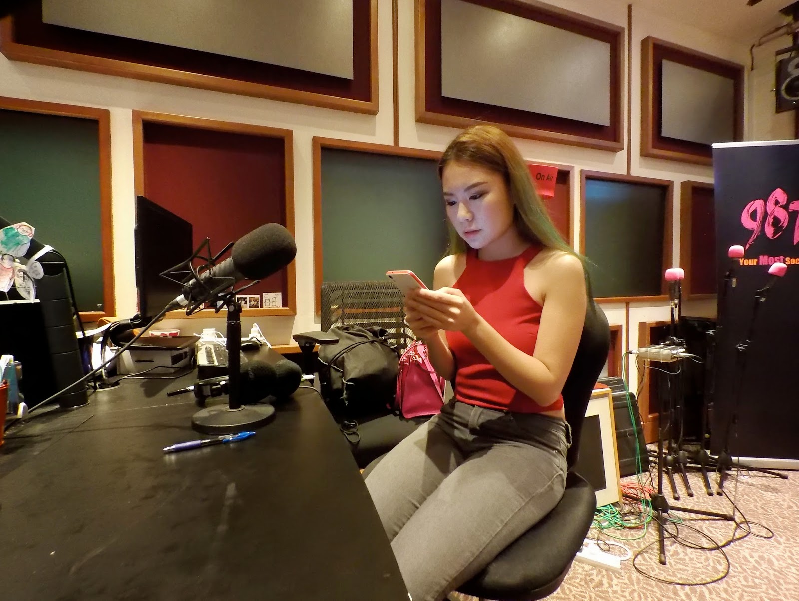 Vaune Phan: LIVE ON AIR : MediaCorp Radio 98.7 with Sonia Chew