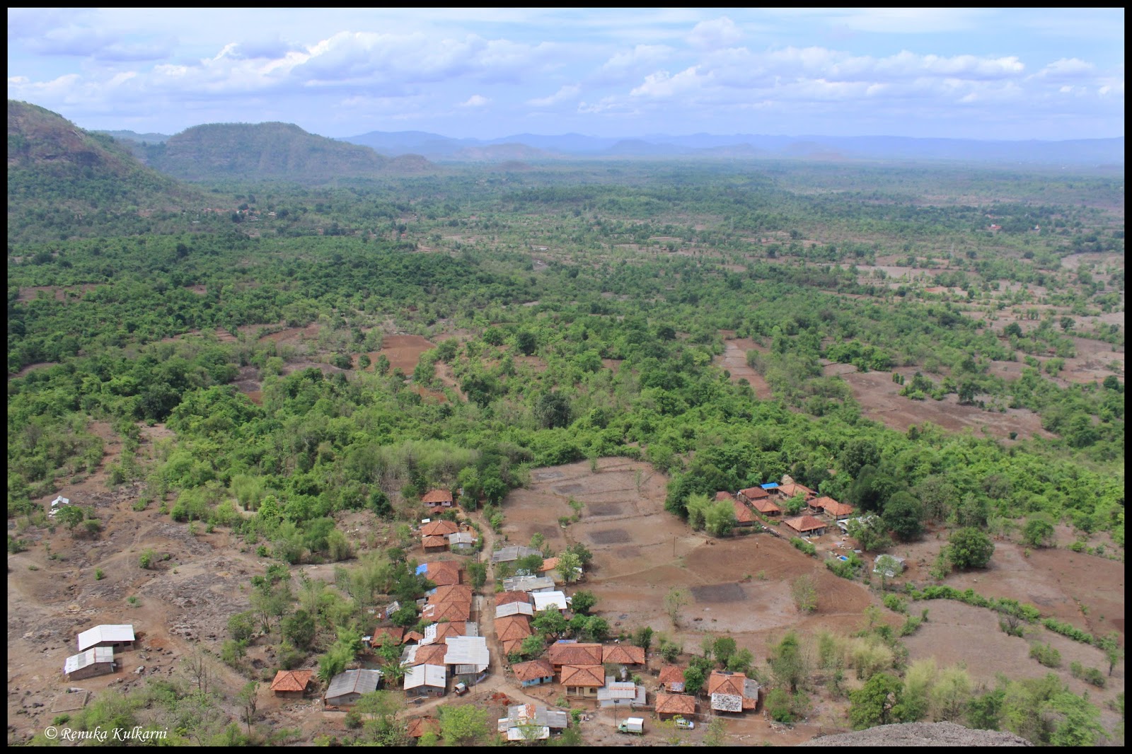 Travel blogs: Quick offbeat trek to Mangad Fort