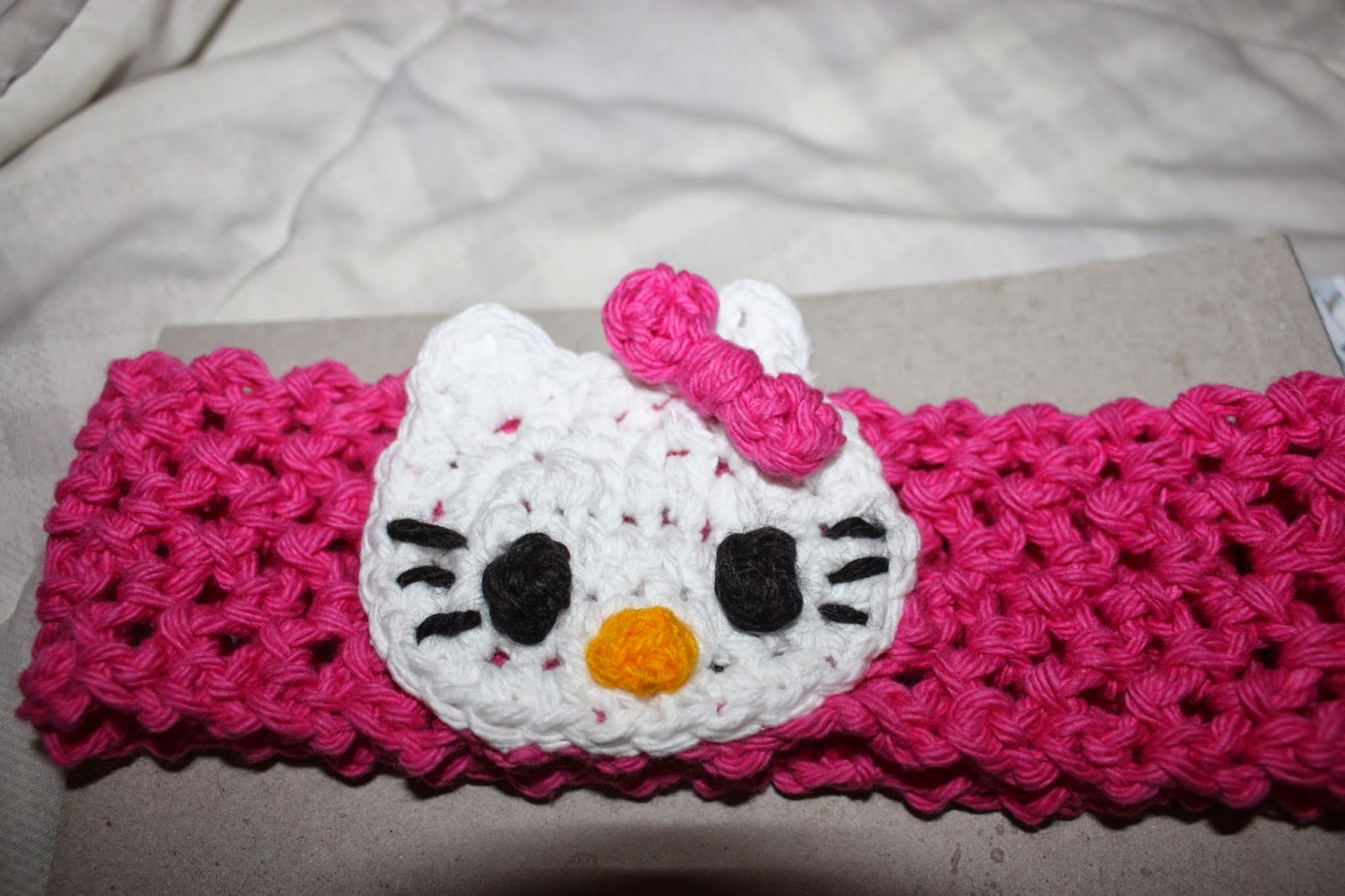 Toluver's Creations: Stretchy Headband and a Hello Kitty Inspired Applique