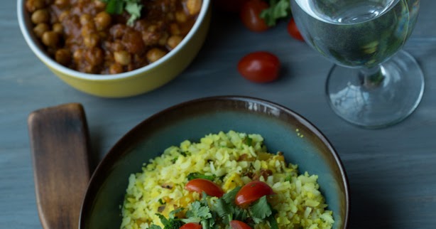 Vegetable Poha With Punjabi Chhole/Vegetable Rice Flakes With Chickpeas ...