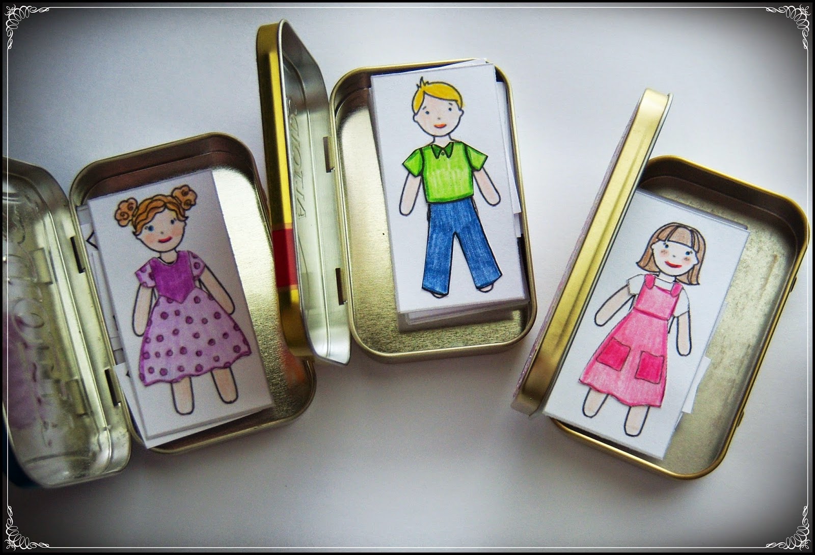 Shoregirl's Creations: Mini Paper Dolls