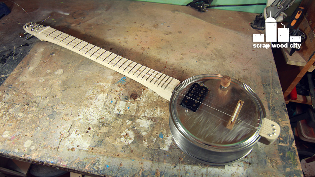 scrap wood city: DIY electric canjo guitar