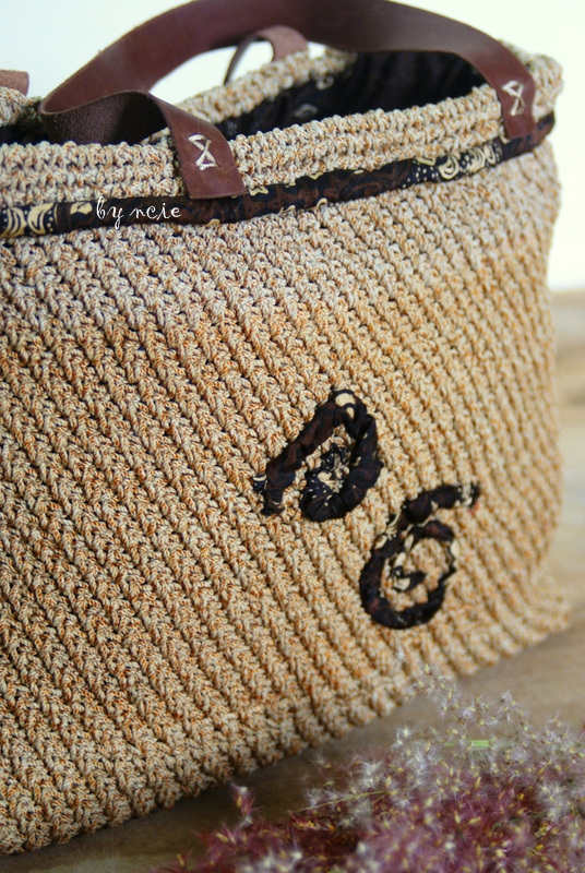 Crochet Chocolate Batik Bag