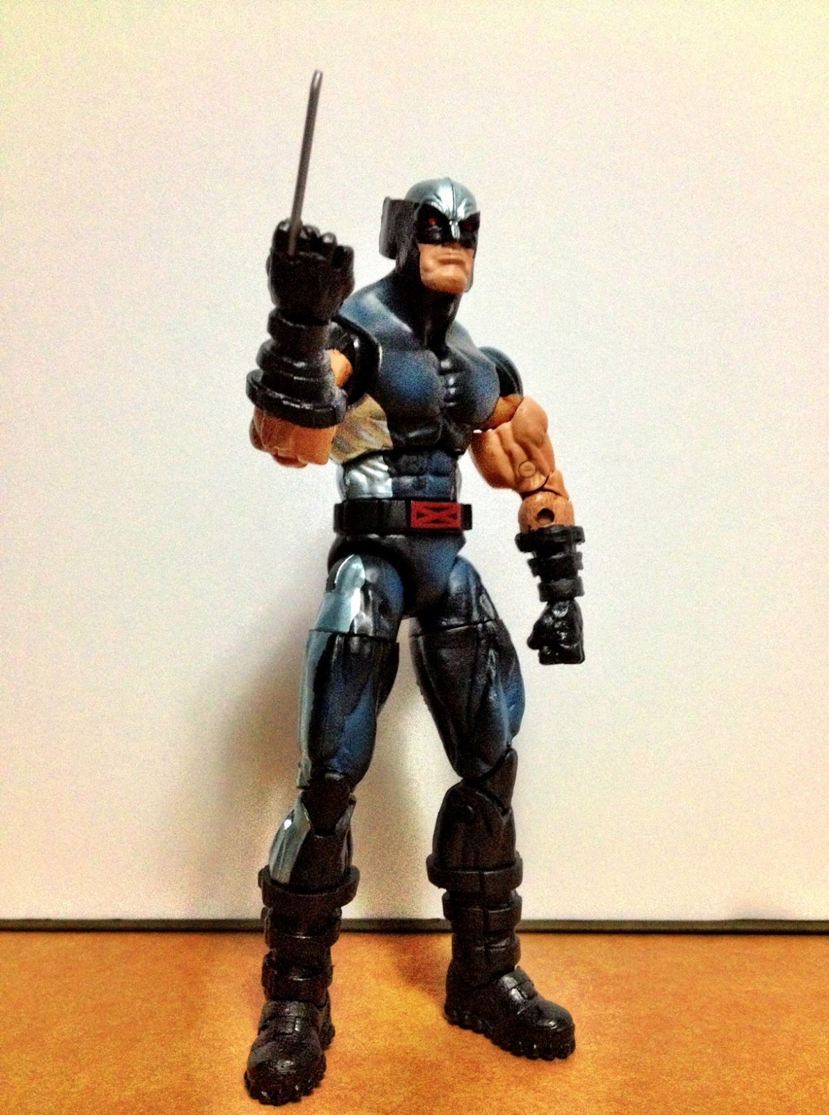 Combo's Action Figure Review: Wolverine - X-Force (Marvel Legends)