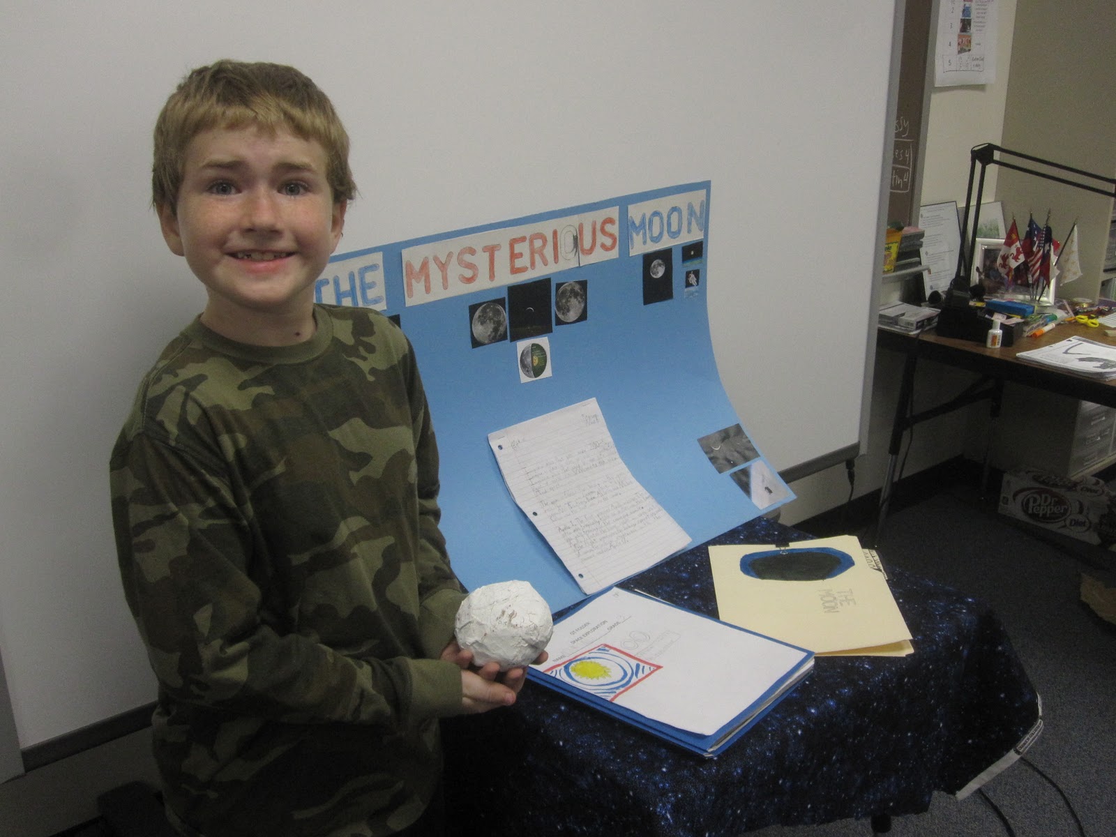 The GT Classroom: THIRD GRADE GT RESEARCH PROJECTS FOR THE ASTRONOMY UNIT