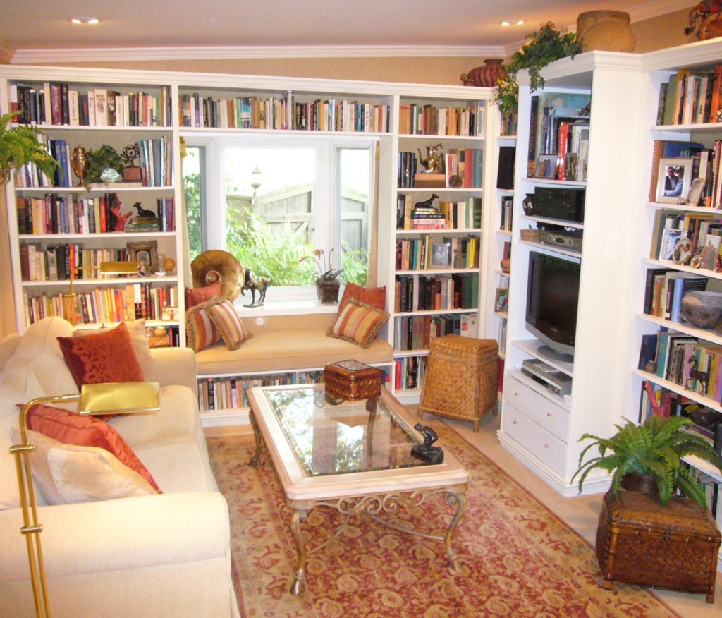 String o' Pearls: House Tour: A Home Library (of Sorts!)