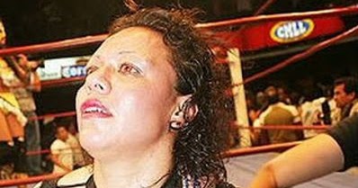 Lucha Women: La Medusa - Female Lucha Libre