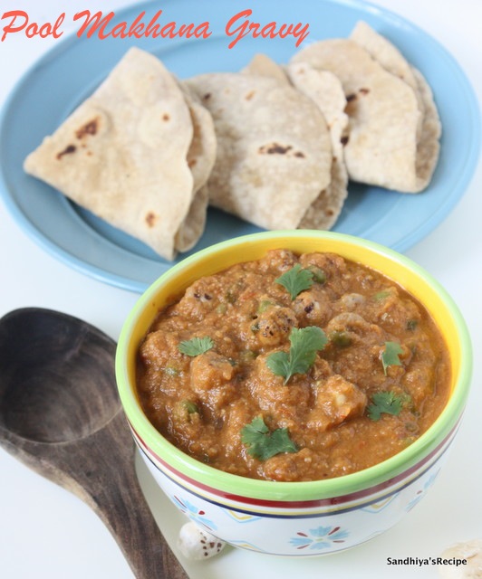 Sandhiya's Cookbook: Phool Makhana Curry | Phool Makhana Peas Curry ...