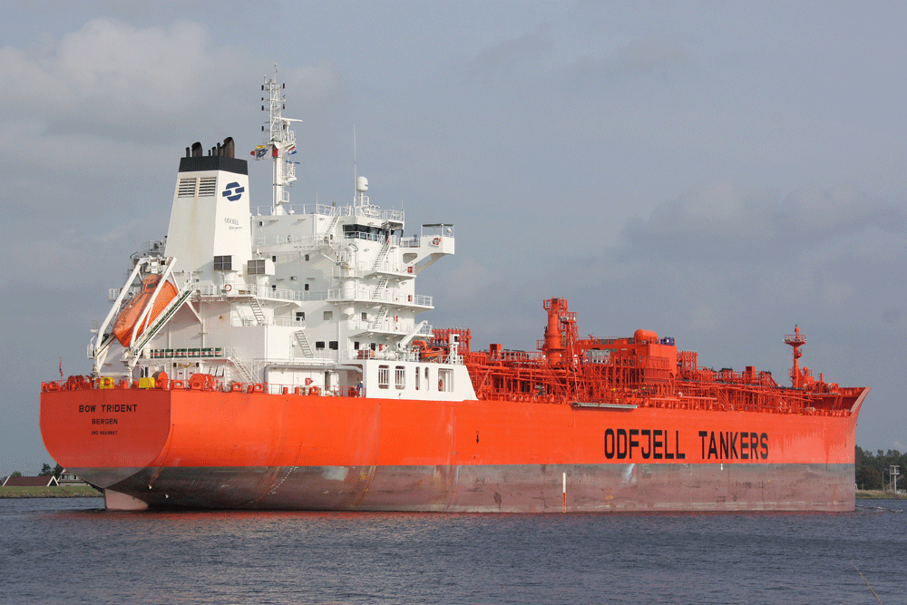 Schepenfotografie: Bow Trident