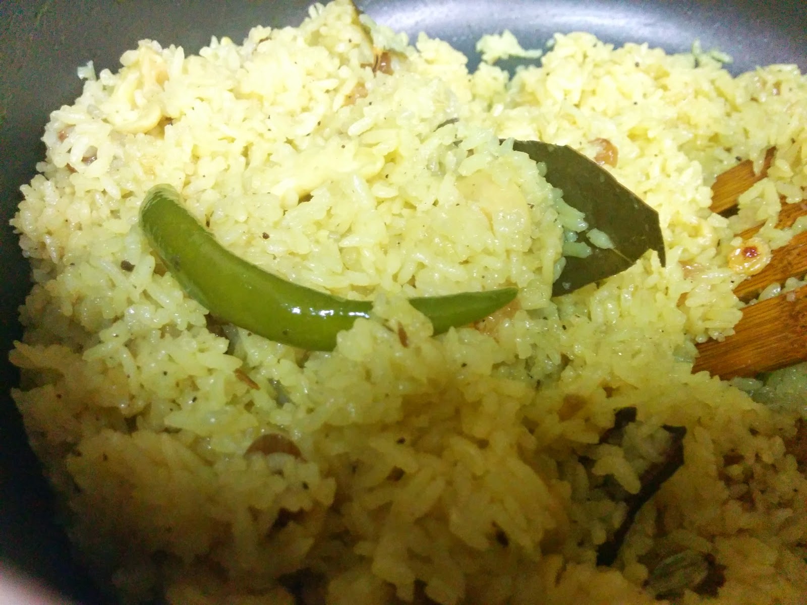 Arpita's Kitchen: Bengali Mishti pulao (Bengali's favourite)