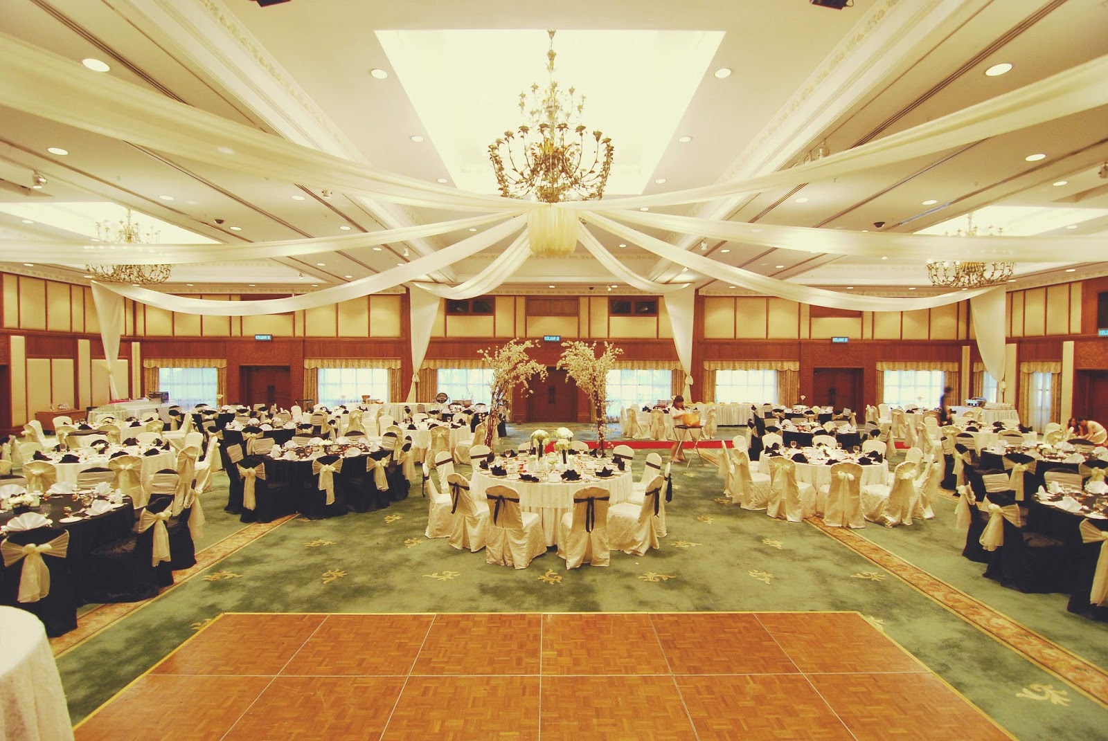 Wanderlust.: The Vow & Dinner Reception