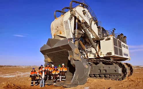 Liebherr 996 Excavator:
