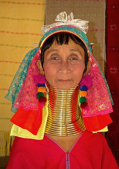 TRANSFORMACIONES DE LA MUJER EN LAS DIFERENTES CULTURAS: LAS PADAUNG ...