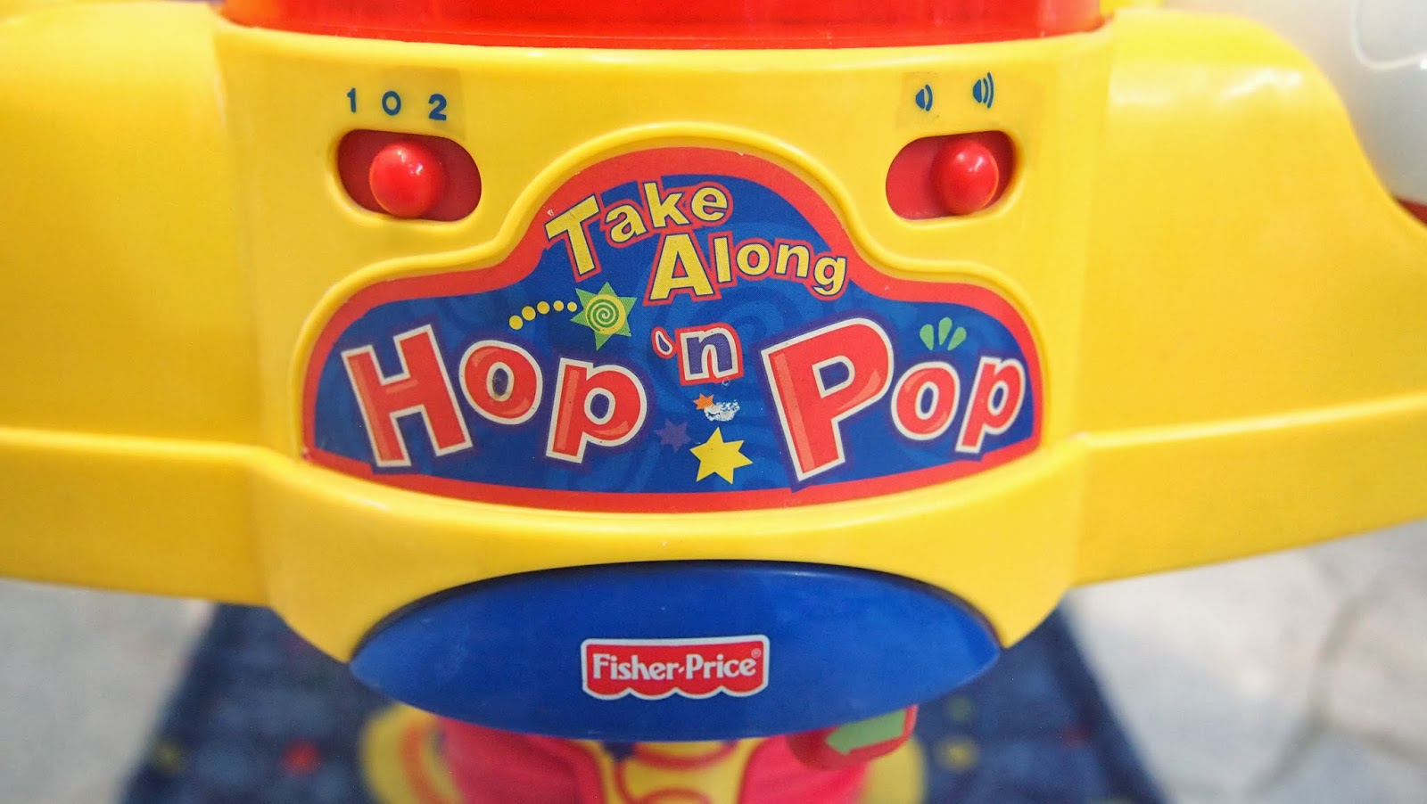 JuaiMurah: Fisher Price Take Along Hop N Pop