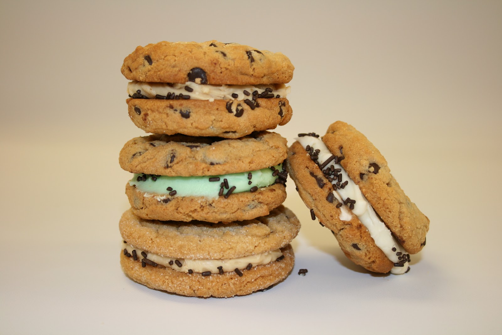 Country Cupboard Cookies Blog: Cookie Sandwiches