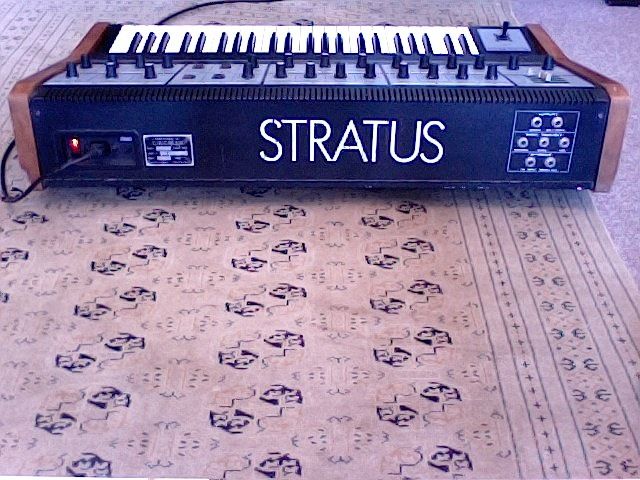 MATRIXSYNTH: CRUMAR STRATUS