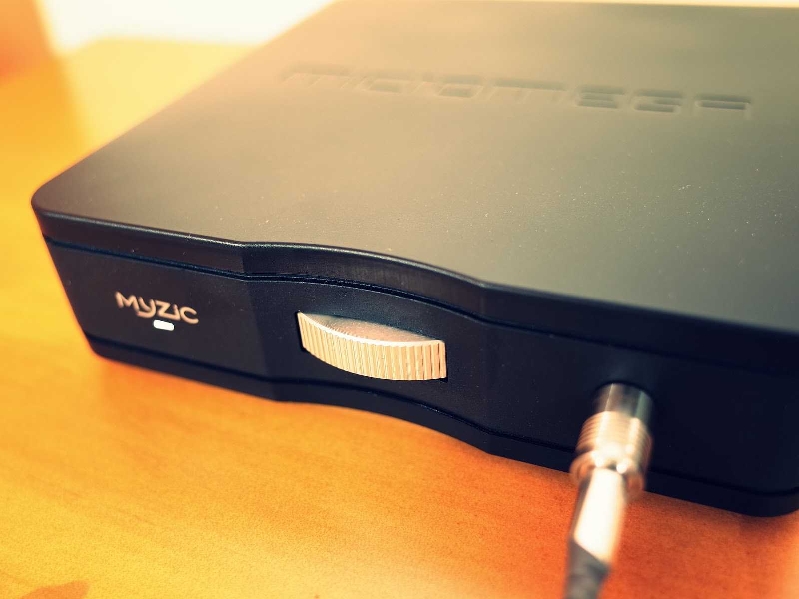 思覺失調君的喃喃自語: Moshi—Vortex 2：兼具外觀設計與內在音質的好耳機