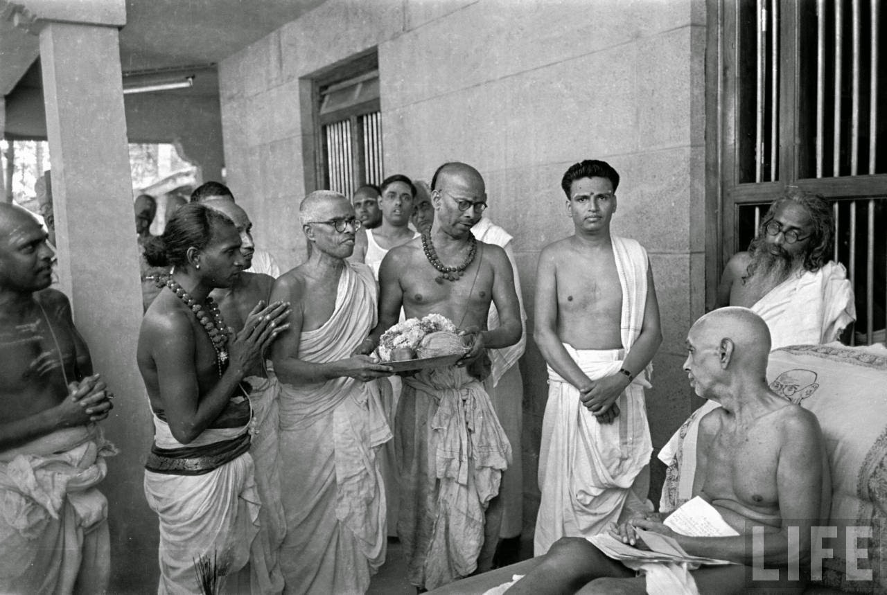 Hindu Spiritual Guru Ramana Maharshi - 1949 - Old Indian Photos