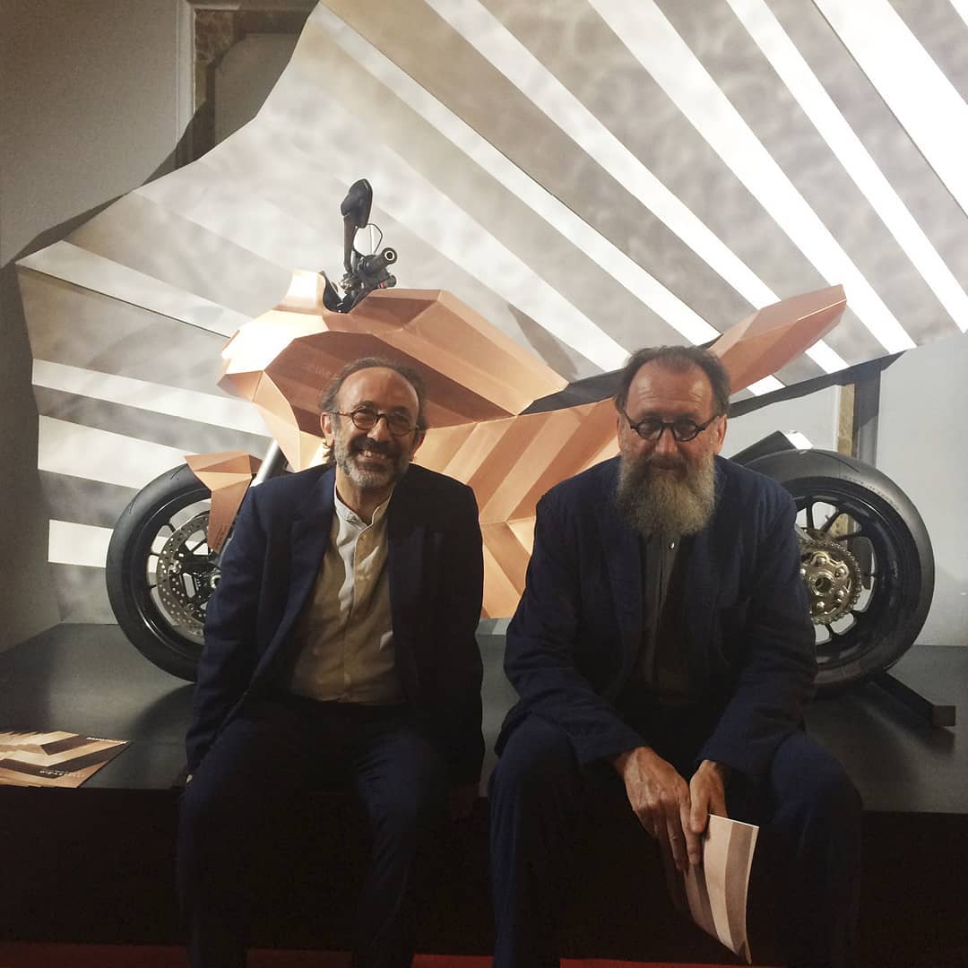 ‘Samotracia’ ...full copper ! / Mario Trimarchi