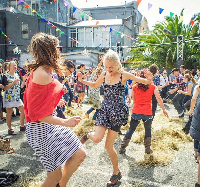 DEEP MYSTERIES WORLD: The dancing plague - a mass hyisteria