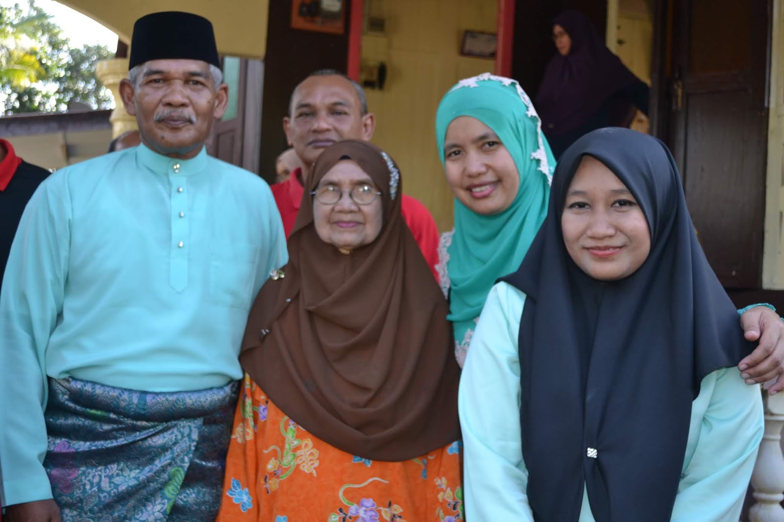 Langkah Anak Tebolang: Perlantikan Ibu Soko Suku Batu Belang.....Puan ...