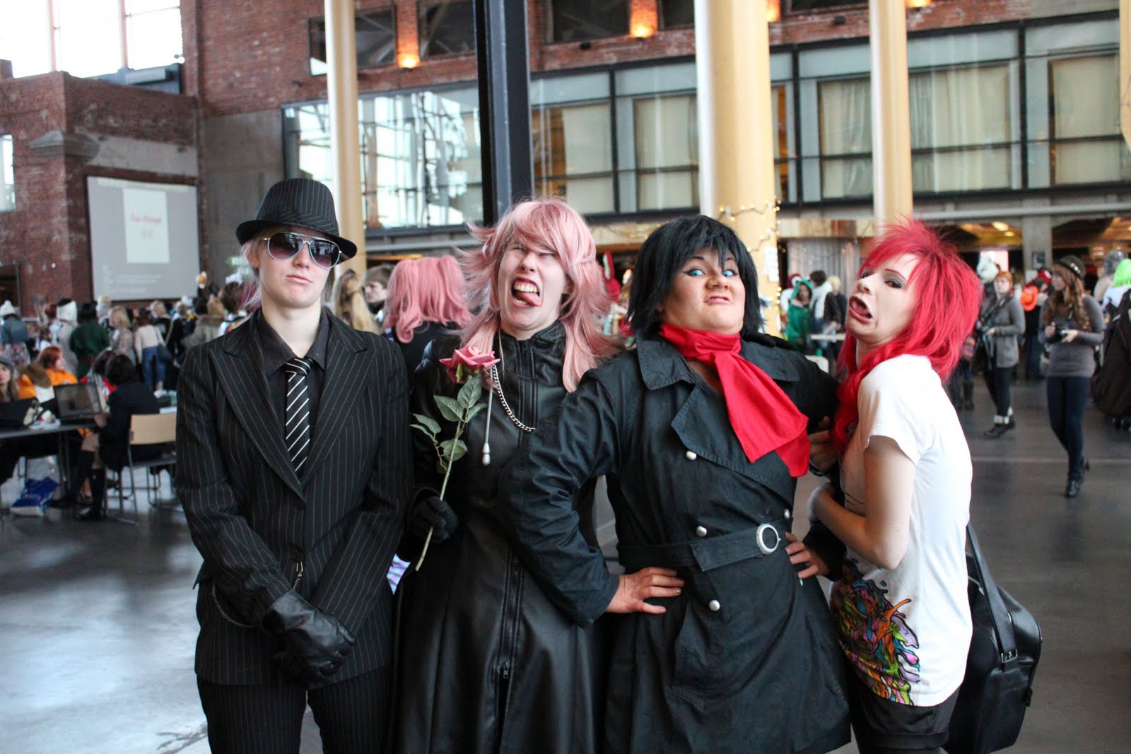 Many faces of cosplay: Wolf's Rain cosplay