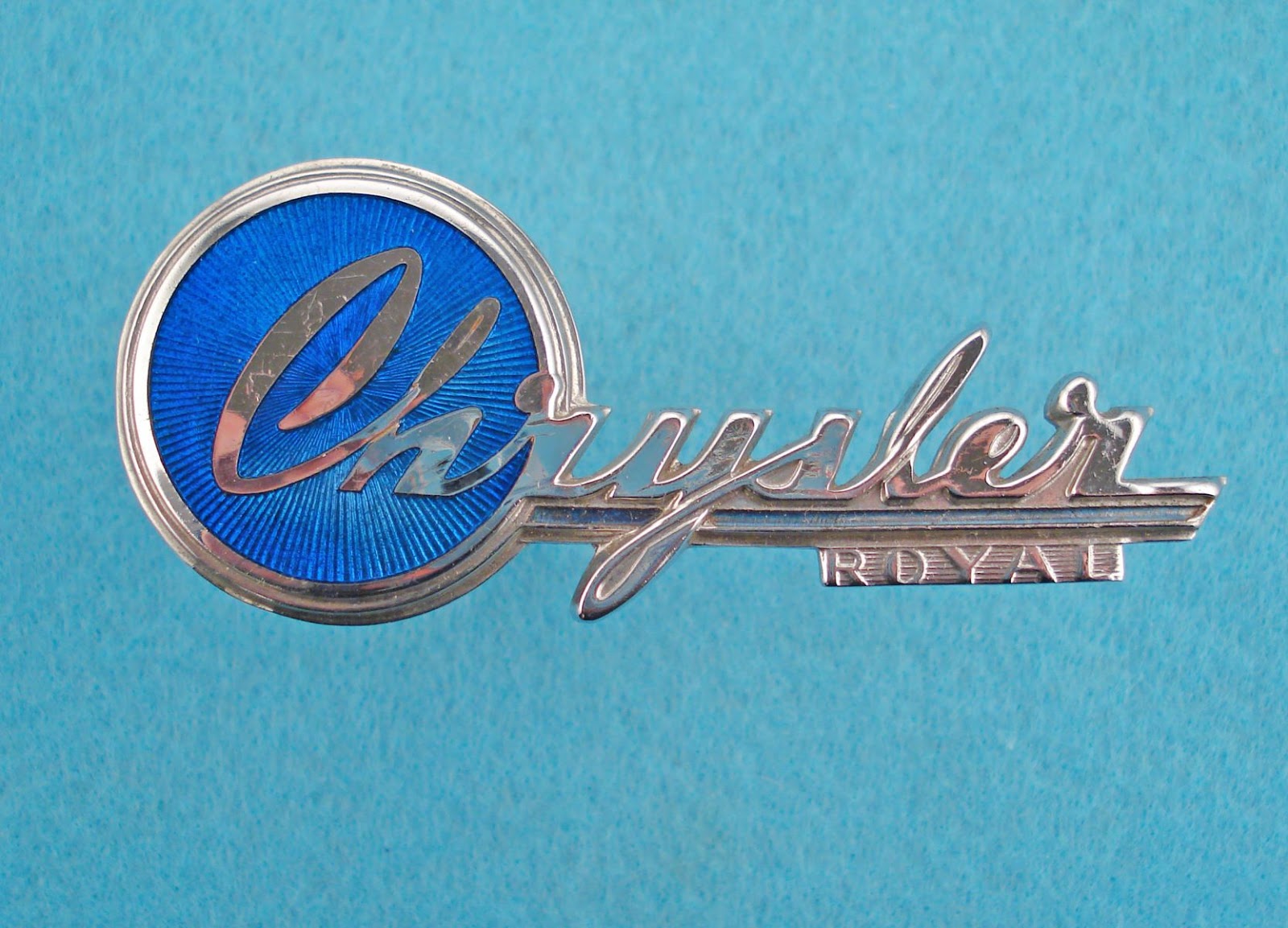 American Auto Emblems: CHRYSLER