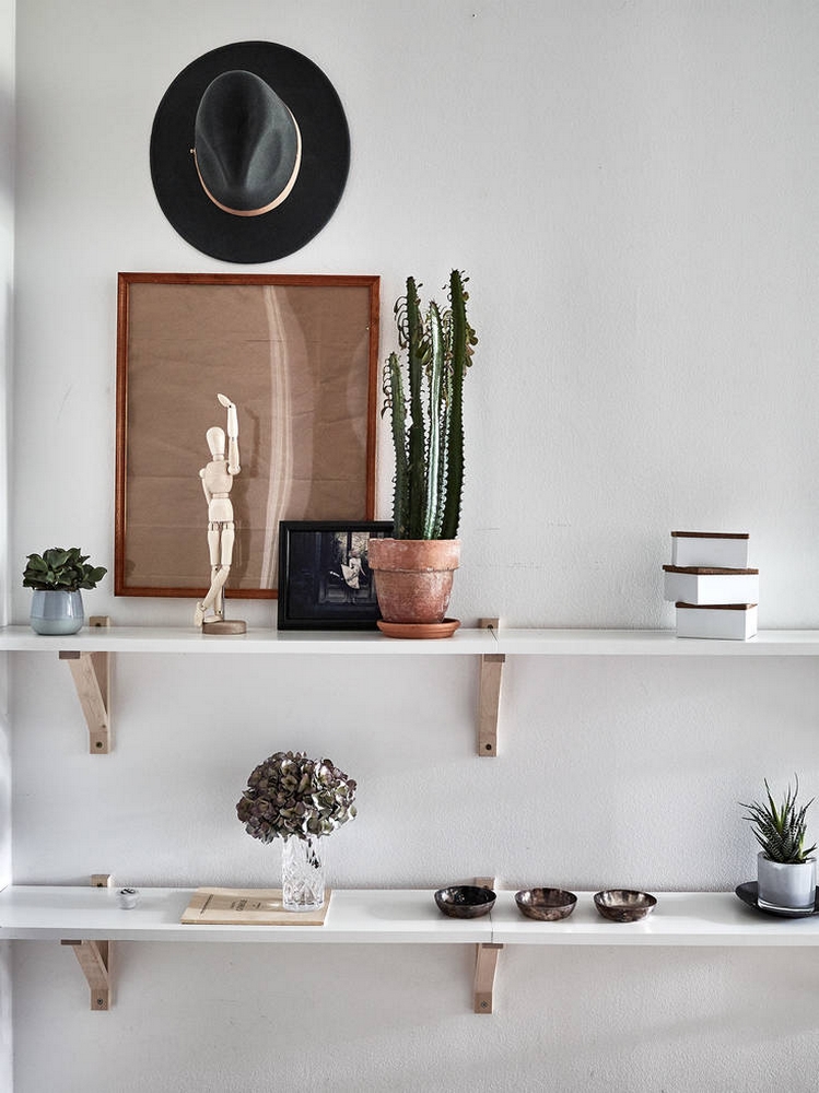 découvrir l'endroit du décor : DES PETITS RIENS