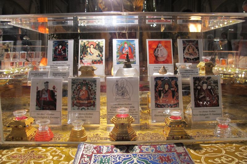 Bodensee Maitreya: Maitreya Project - Herzschrein-Reliquientour Basel
