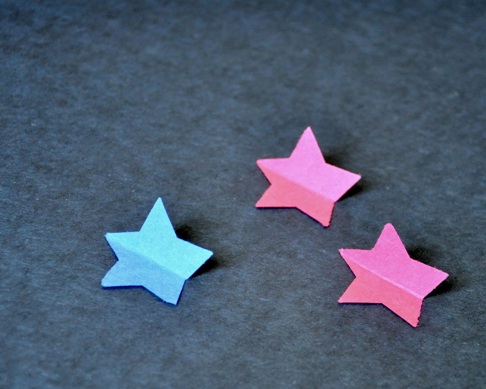 Turning Stones Blog: Kid Project: Super Simple 3D Stars