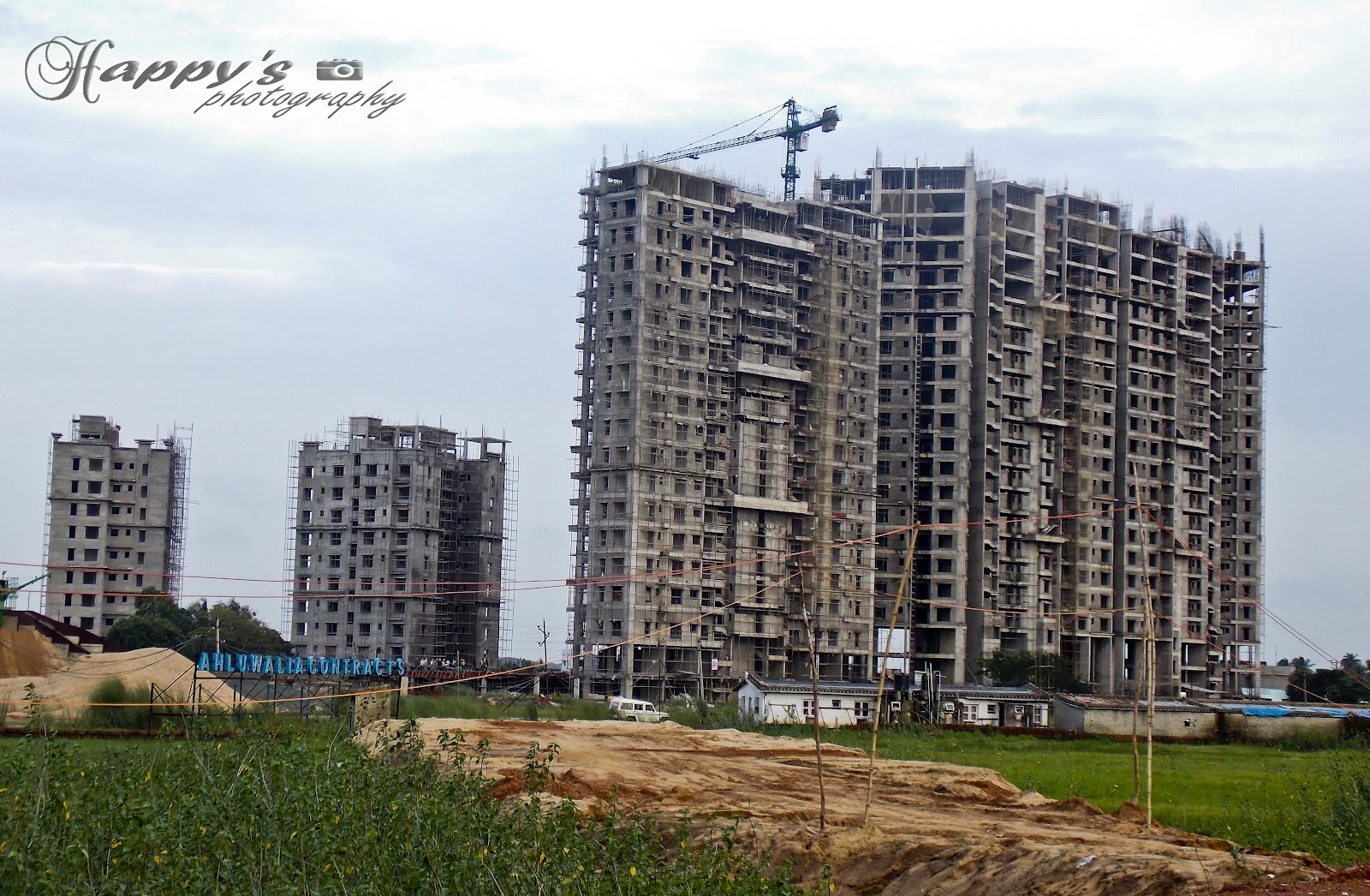 Photos from my lens..: The tallest building of Bhubaneswar is in progress.