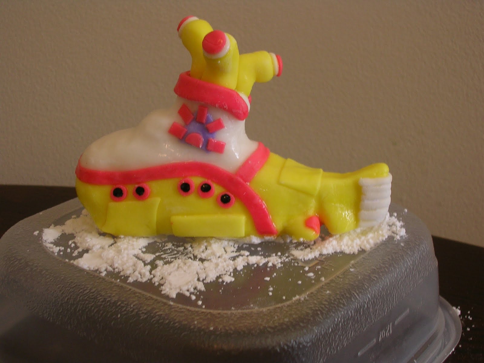 Adventures in Cake Decorating: Cake #11-Jenn's Yellow Submarine Belated ...