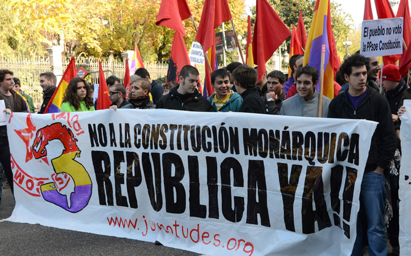 Razones e impedimentos para la Tercera República en España