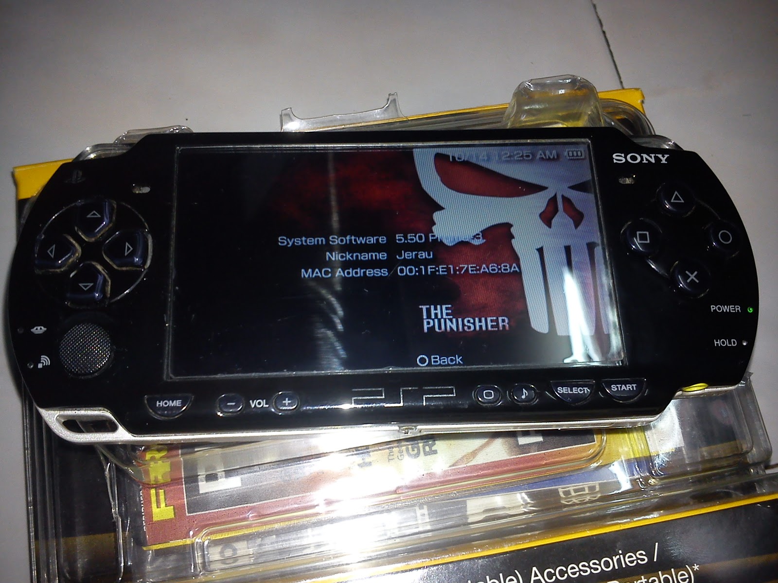 Jerau's Territory X Wishlists: (WL-1377) Sony PSP 2001 Black Piano