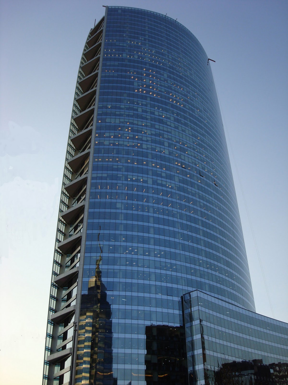 ARQUITECTURA , ARTE Y PATRIMONIO: TORRE TITANIUM EN ISIDORA GOYENECHEA 2800, SANTIAGO DE CHILE ...