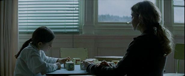 Fragile (2005) ~ Horor i SF Filmovi - Opis i radnja filma