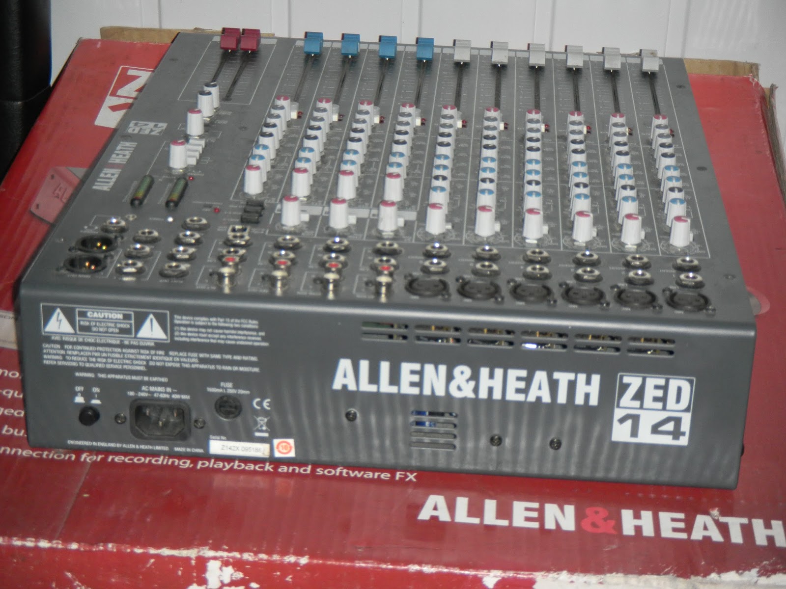 Infrequent Sound [sex.tex] technology: Allen & Heath ZED-14 USB Mixing Console
