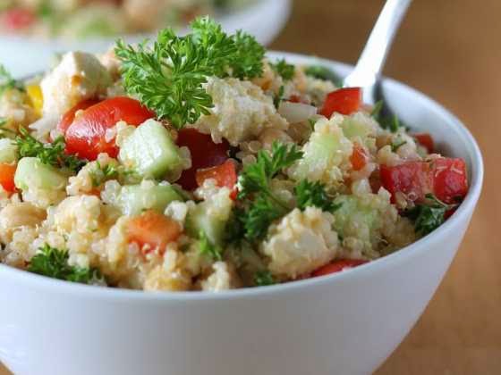 Retete cu QUINOA: Tabouleh cu quinoa si Umplutura de quinoa cu telina