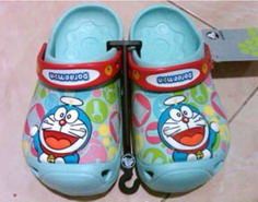 crocs doraemon custom clog Rp. 195.000 | Jual Crocs Murah