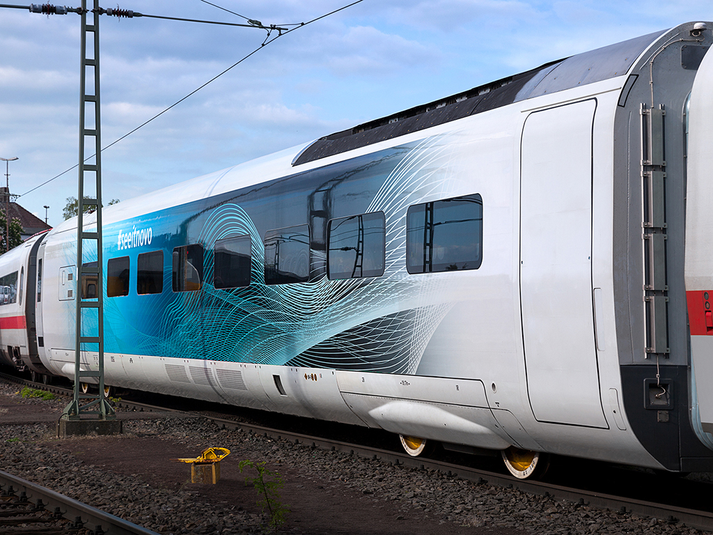 EuroCityCard- Slovenija : [ EU- Siemens ] Siemens razkriva koncept ...