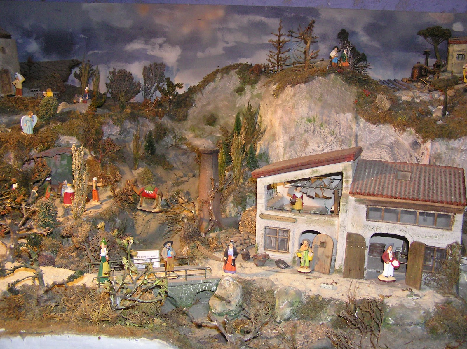 Wandering Voyager: Santon Museum in Fontaine de Vaucluse